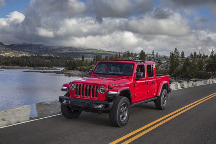 Jeep Gladiator Production Halt