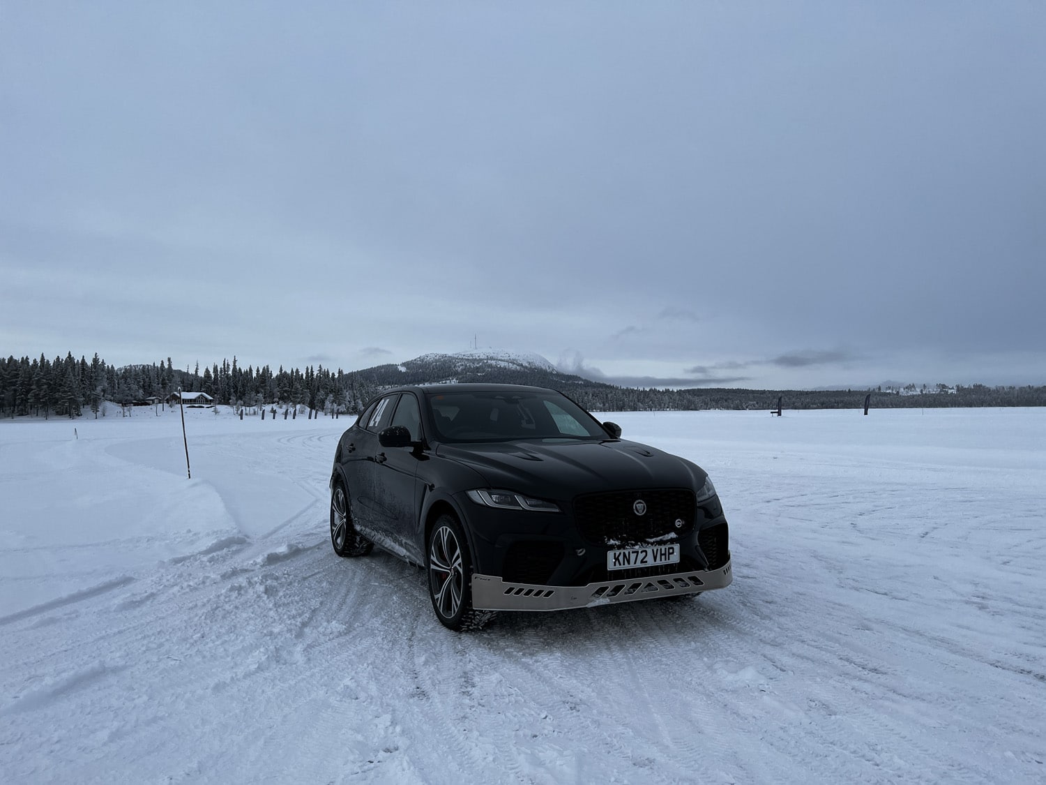JLR Ice Academy: Time to make the donuts