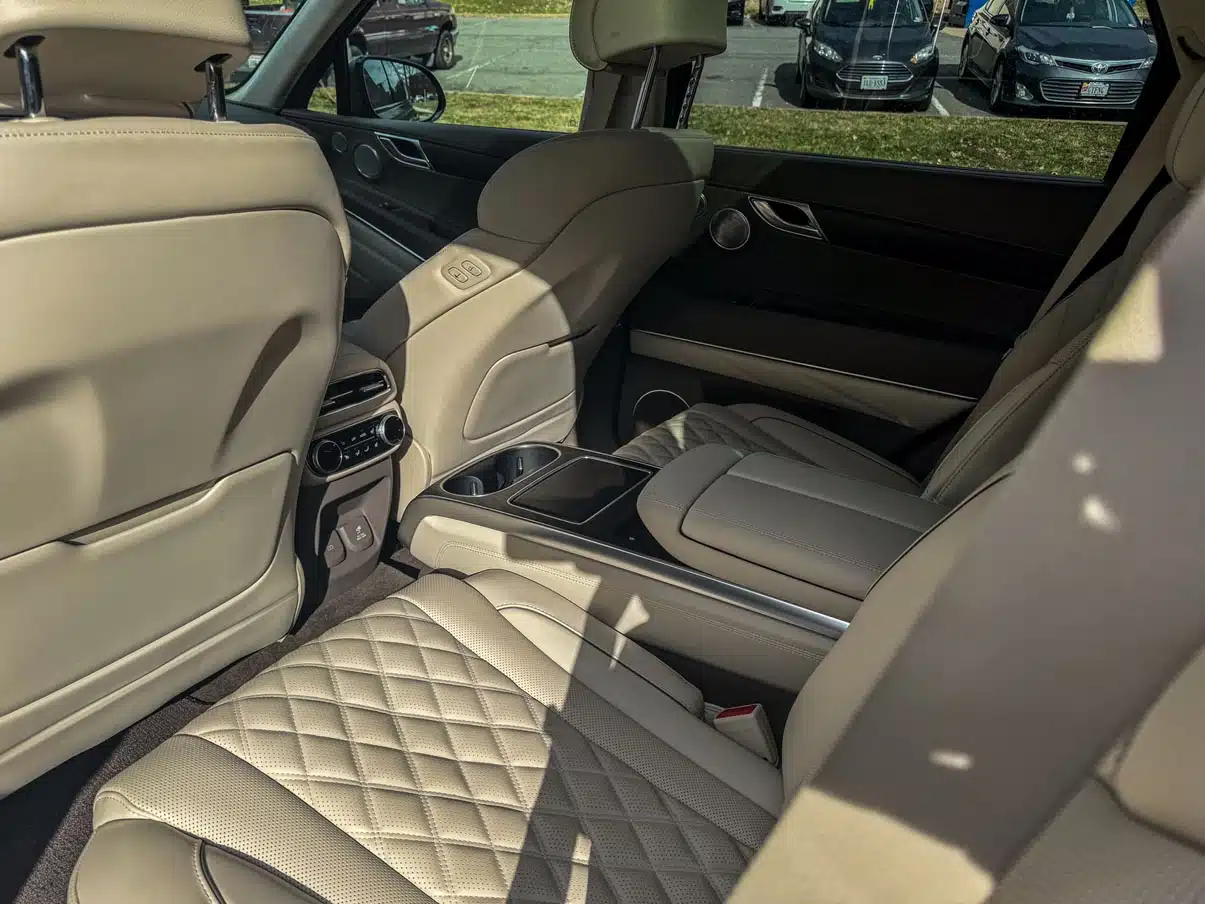2024 Genesis GV80: Luxury lounge on wheels