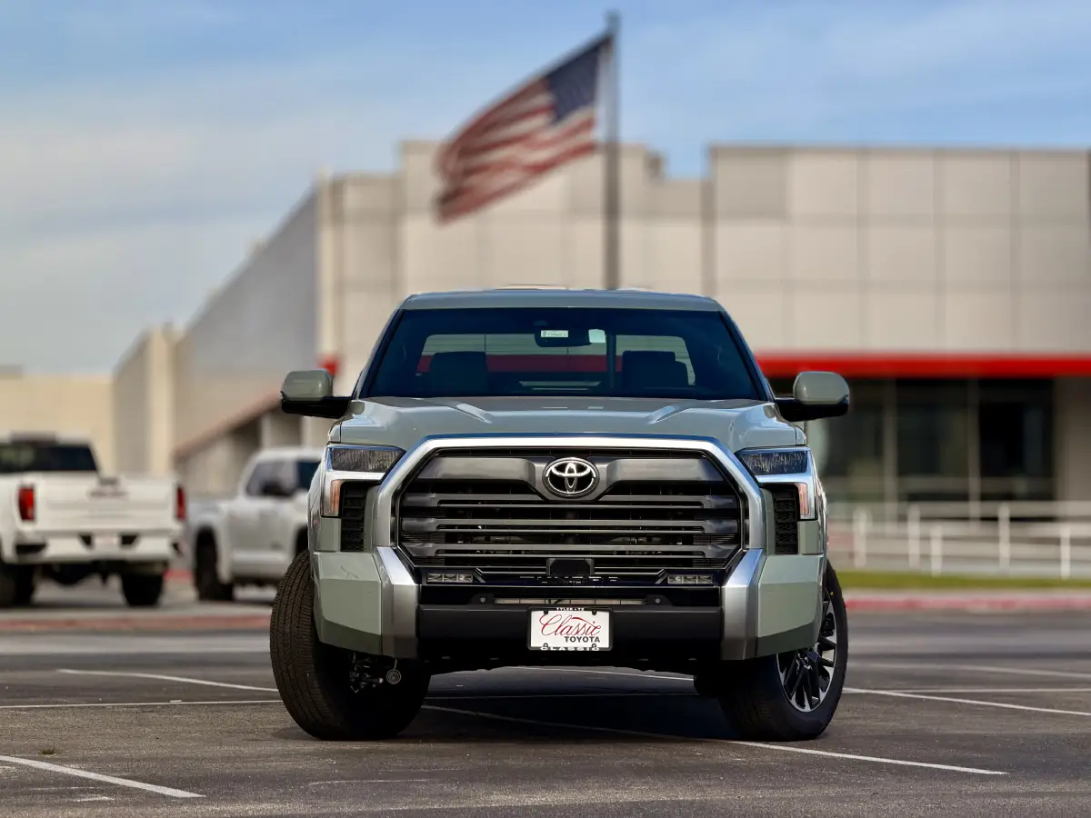 Has it Improved? 2026 Toyota Tundra Limited First Look - What's New ...